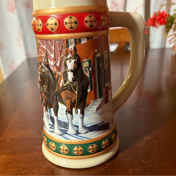 Budweiser | Holiday | Budweiser Clydesdale Winter Scene Beer Stein Red ...